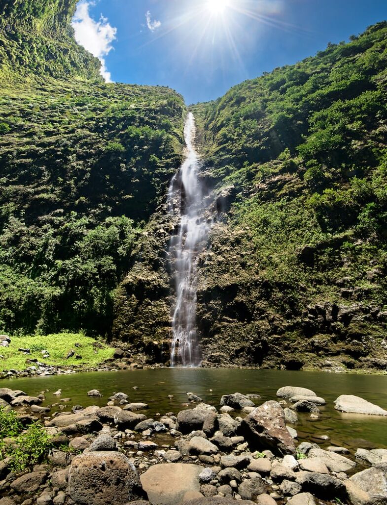 11 Gorgeous Kauai Waterfalls That You Need to Visit