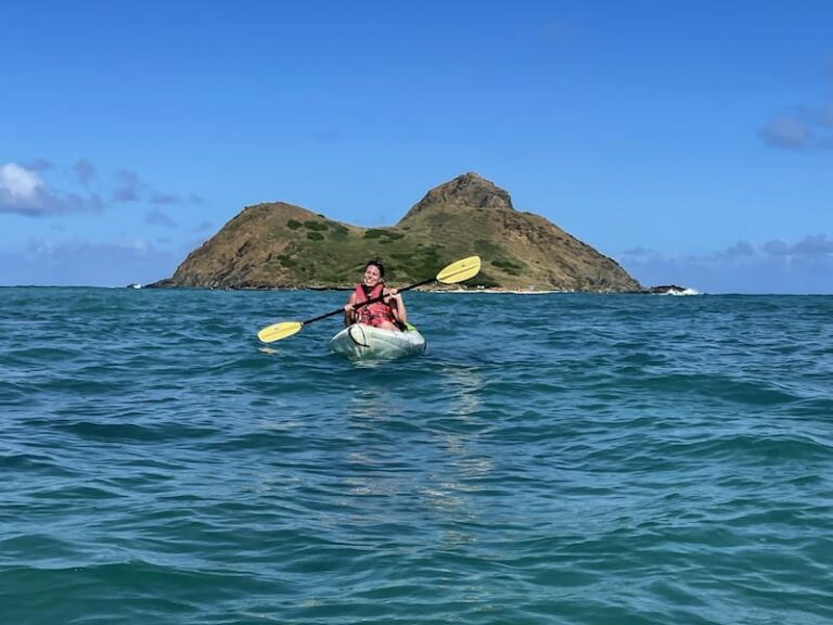 Kayaking to the Mokes: What to Expect, How to Book, + Tips!